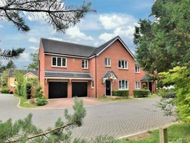 5 Bedroom Detached House For Sale In Watford, Hertfordshire