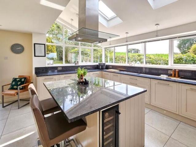 5 bedroom detached house for sale in Walton Park, Pannal, HG3