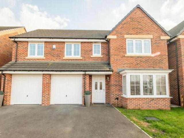5 Bedroom Detached House For Sale In Warton