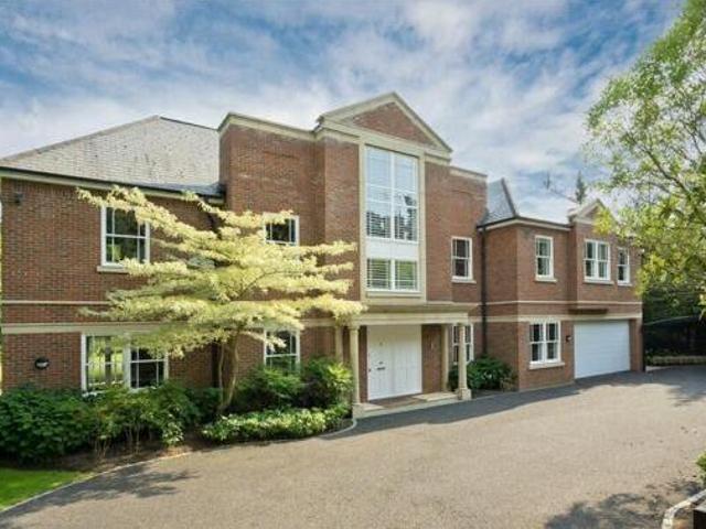 5 Bedroom Detached House For Sale In Weybridge
