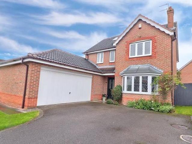 5 bedroom detached house for sale in Welland Road Derby DE65