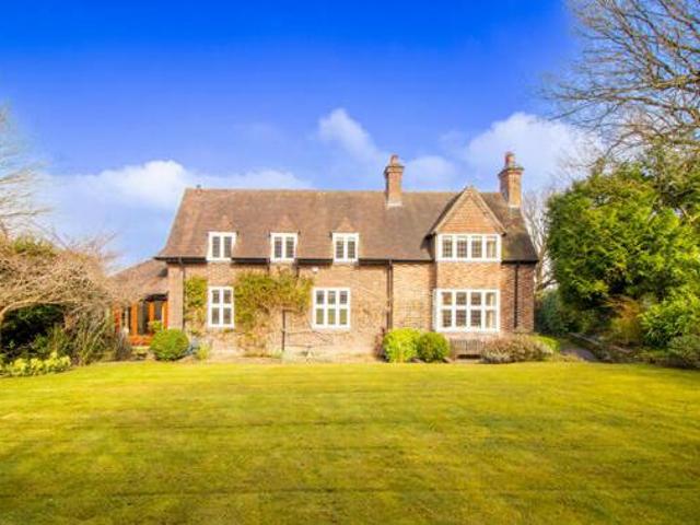 5 Bedroom Detached House For Sale In Wellington