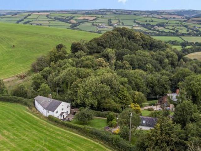 5 Bedroom Detached House For Sale In Wellington, Somerset