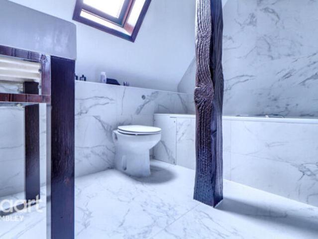 5 bedroom detached house for sale in Wembley Park, HA9