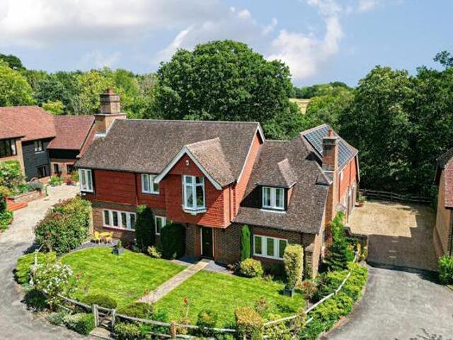 5 Bedroom Detached House For Sale In West Grinstead