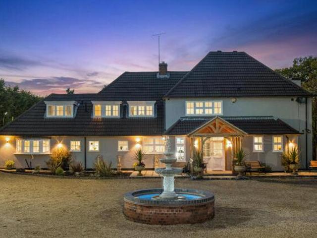 5 Bedroom Detached House For Sale In West Midlands