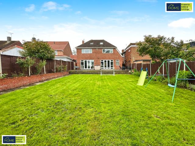 5 bedroom detached house for sale in Westmeath Avenue, Evington, Leicester, LE5