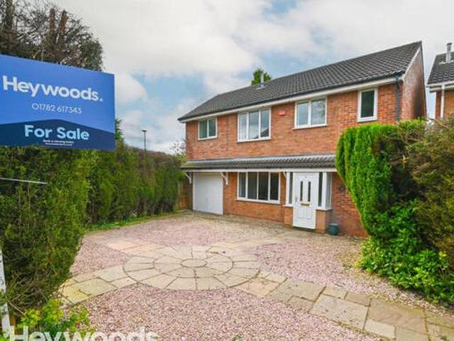5 Bedroom Detached House For Sale In Westbury Park