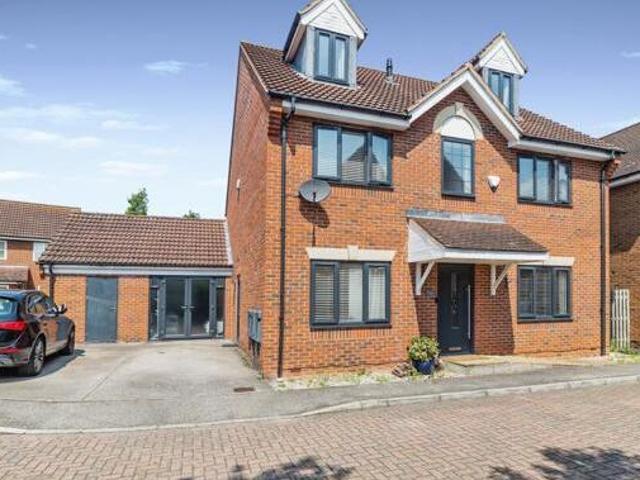 5 Bedroom Detached House For Sale In Westcroft, Milton Keynes