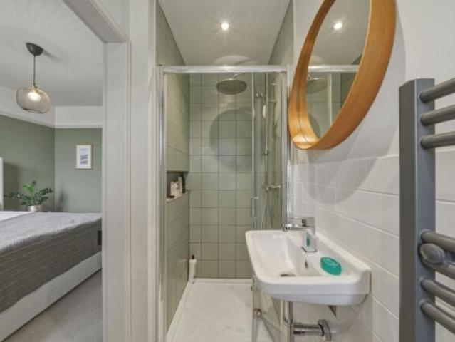 5 bedroom detached house for sale in Westhill Road, Leicester, LE3
