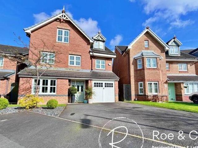 5 Bedroom Detached House For Sale In Westhoughton