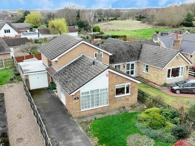 5 Bedroom Detached House For Sale In Westwoodside, Doncaster