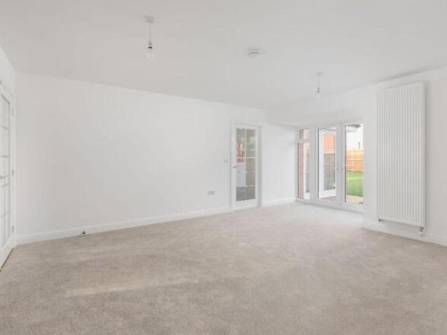 5 bedroom detached house for sale in Wheatley Hall Road, Doncaster, DN2 4FH, DN2