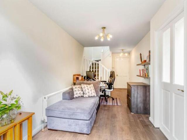 5 bedroom detached house for sale in Whinmoor Crescent, Whinmoor, LS14