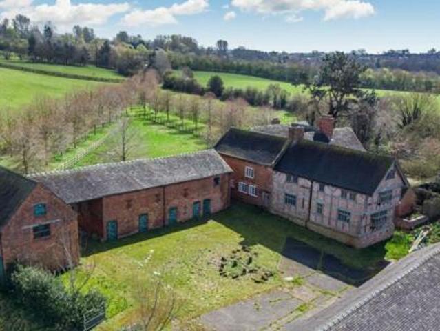 5 Bedroom Detached House For Sale In Whitchurch