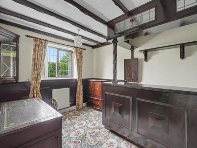 5 bedroom detached house for sale in White Horse Fold, Ledston, Castleford, West Yorkshire, WF10