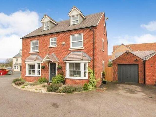 5 Bedroom Detached House For Sale In Wixams