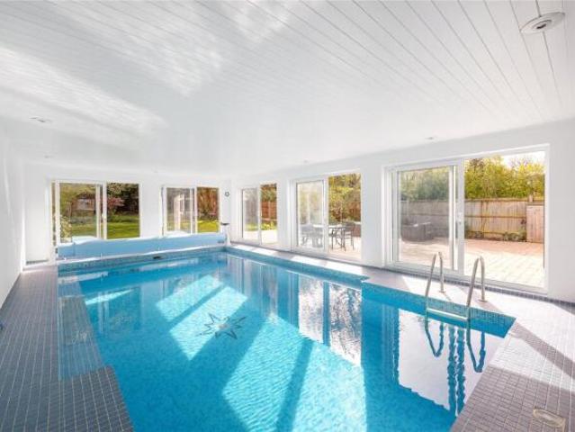 5 bedroom detached house for sale in Wickham Way, Beckenham, BR3