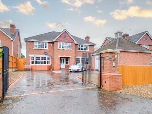 5 Bedroom Detached House For Sale In Willaston