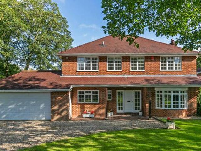 5 Bedroom Detached House For Sale In Winchester
