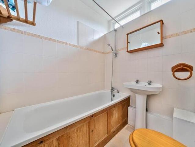 5 bedroom detached house for sale in Windmill Hill, Biddenham. MK40