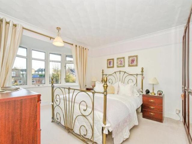 5 bedroom detached house for sale in Windsor Road, Swindon, SN3