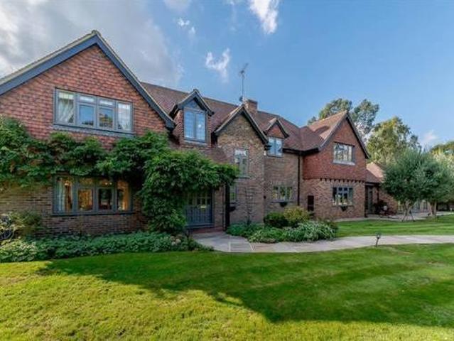 5 bedroom detached house for sale in Winkfield Street Winkfield Berkshire SL4 SL4