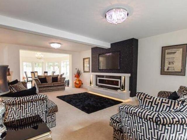 5 Bedroom Detached House For Sale In Winwick