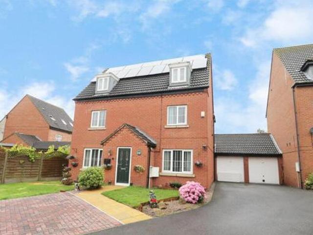 5 Bedroom Detached House For Sale In Winterton, Scunthorpe