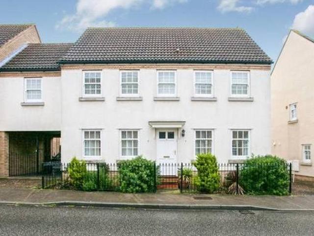 5 bedroom detached house for sale in Wissey Way Ely Cambridgeshire CB6 CB6