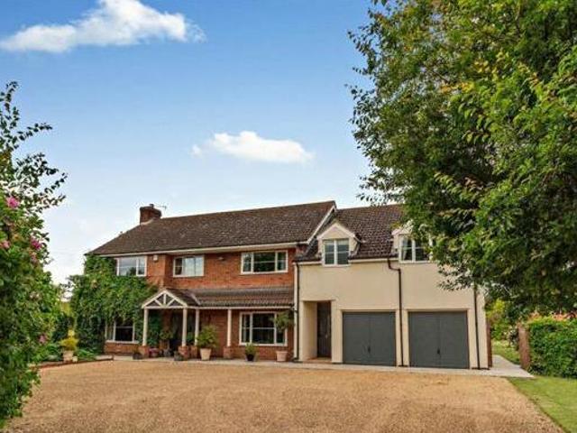 5 Bedroom Detached House For Sale In Wymondham, Norfolk