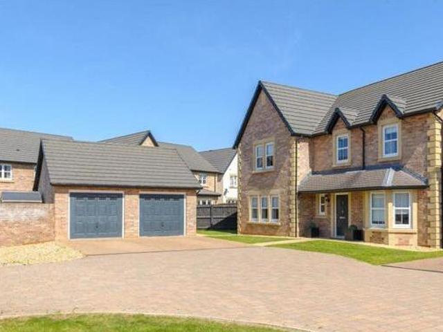 5 Bedroom Detached House For Sale In Wynyard