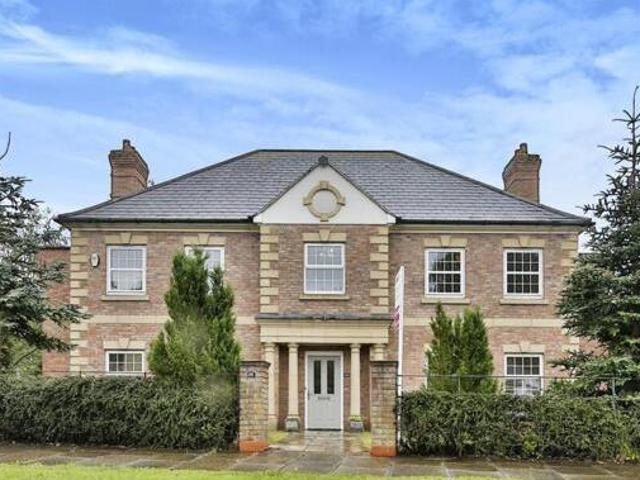 5 Bedroom Detached House For Sale In Wynyard
