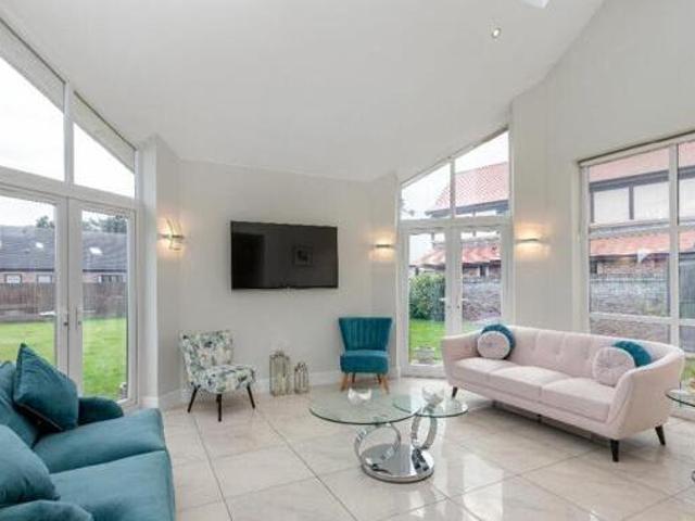 5 Bedroom Detached House For Sale In Wynyard