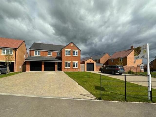 5 Bedroom Detached House For Sale In Wynyard