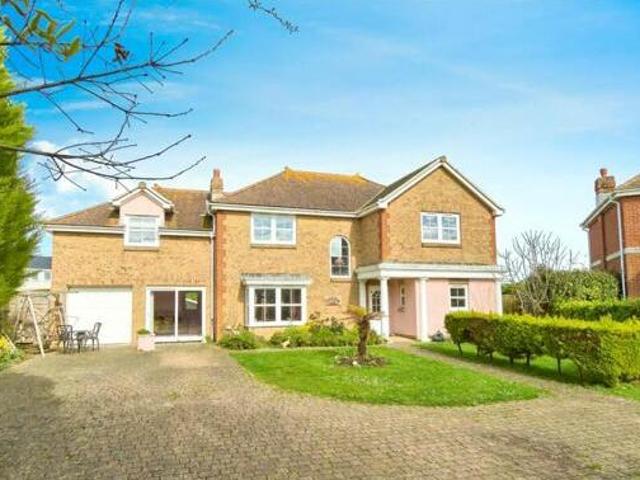 5 Bedroom Detached House For Sale In Totland Bay, Isle Of Wight