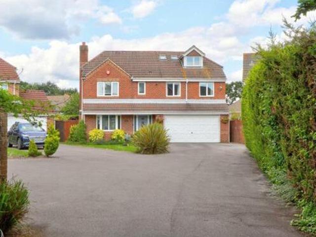 5 Bedroom Detached House For Sale In Totton