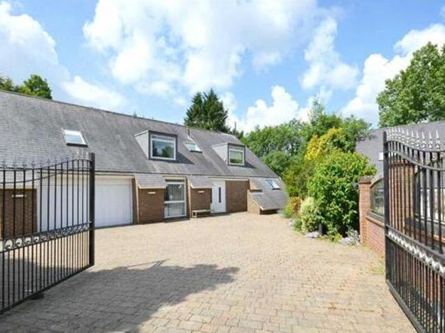 5 Bedroom Detached House For Sale In Totteridge, London