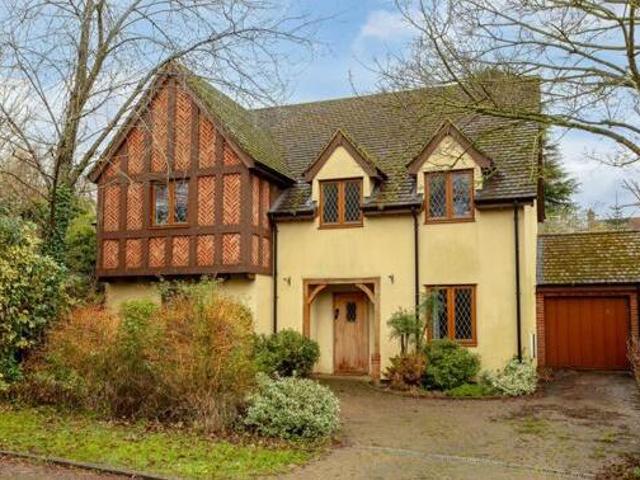 5 Bedroom Detached House For Sale In Toddington, Bedfordshire