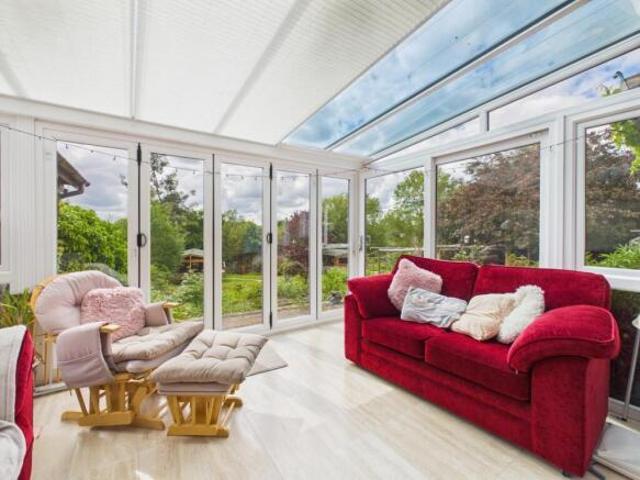 5 bedroom detached house for sale in Tanfield Lane, Northampton, NN1 5RN, NN1