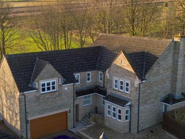 5 Bedroom Detached House For Sale In Thurlstone