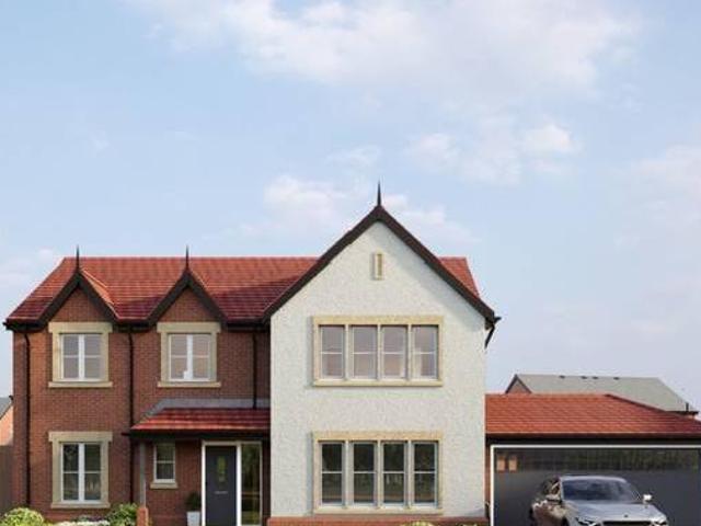 5 bedroom detached house for sale in The Avenues Broughton PR3