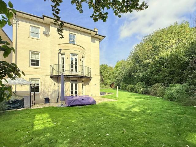 5 bedroom detached house for sale in The Elms, Bath, BA1