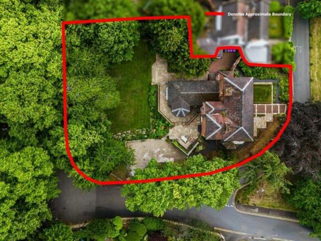 5 bedroom detached house for sale in The Green House, Lower Green, Tettenhall, Wolverhampton, WV6 9AH, WV6