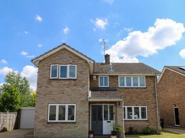 5 bedroom detached house for sale in The Hemlocks Haslingfield CB23