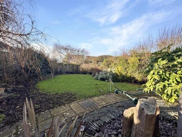 5 bedroom detached house for sale in The Pastures, Narborough. LE19