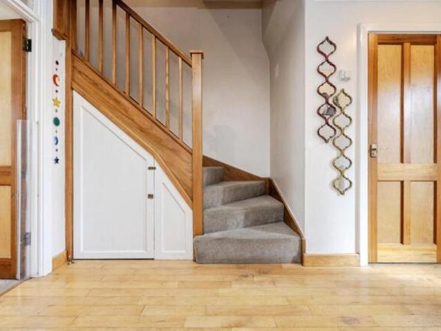 5 bedroom detached house for sale in The Ridgeway, St. Albans, AL4