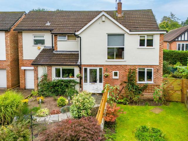 5 bedroom detached house for sale in The Ridings, Bulcote, Nottingham, NG14 5GW, NG14