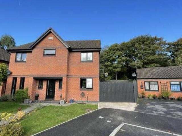5 Bedroom Detached House For Sale In Thornton