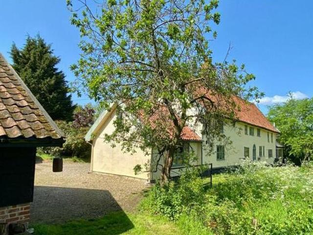 5 Bedroom Detached House For Sale In Thorndon, Eye